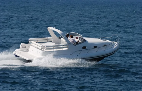 Motorboat Rib Mostro Cabin 9 Toi MoiレンタルでGreece週 から| Yachting