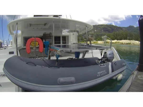 Catamaran Lagoon 450 ZIL SEASHELL for rent in Seychelles | Yachting