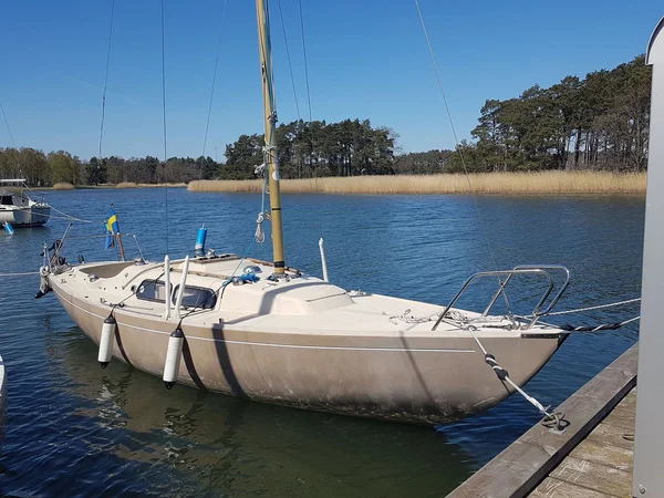 Segelboot International Folkboat IF - Germany zur Miete - Deutschland ...