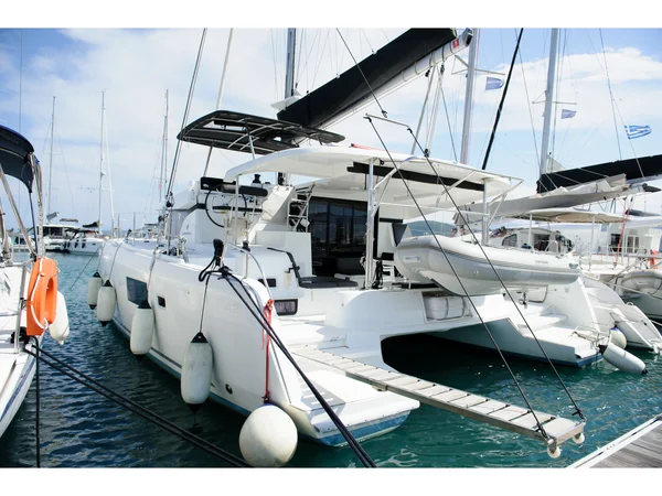 Katamaran Lagoon 42 Full Moon zur Miete - Griechenland | Yachting Zizoo