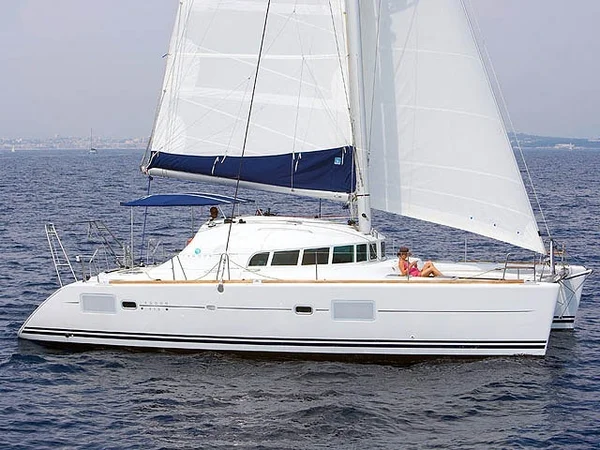 Catamaran Lagoon 410 Sunny Days for rent in Croatia | Yachting
