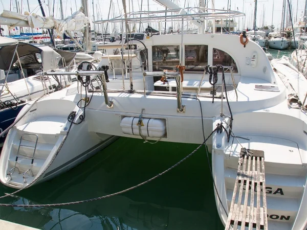 Katamaran Lagoon 380 Olga kiralık - Hırvatistan | Yachting