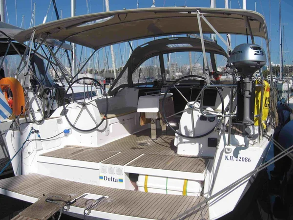 Segelboot Dufour 382 Grand Large Delta zur Miete - Griechenland ...