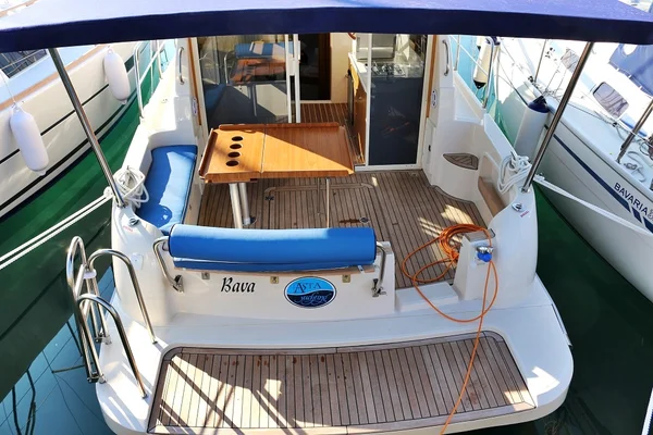 Motorboot Vektor 950 BAVA zur Miete - Kroatien | Yachting Zizoo