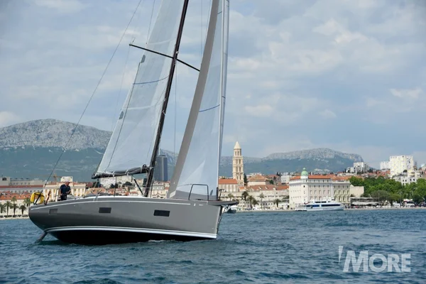 Sailboat First 44 CHECKMATEレンタルでCroatia週2160 EURから| Yachting.com