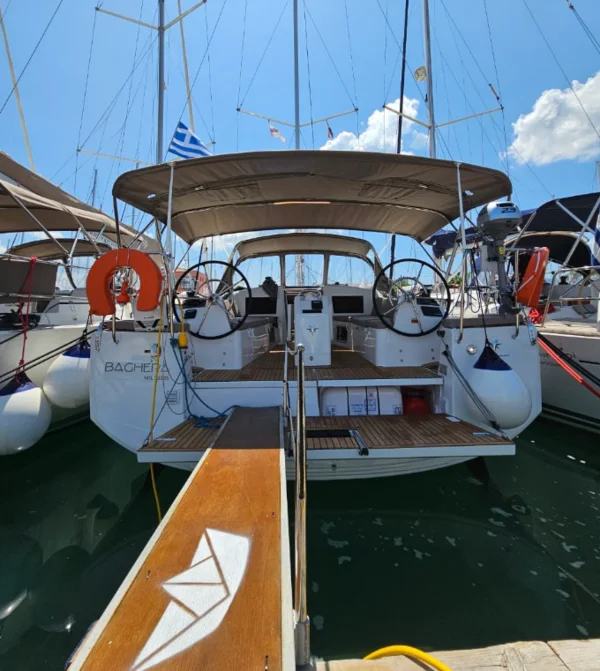 Sailboat Sun Odyssey 410 Baghera for rent in Greece | Yachting
